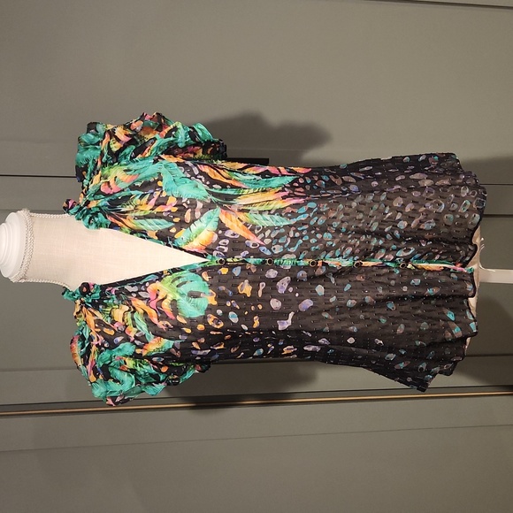 Robert Graham | Tops | Robert Graham Silk Ruffle Swiss Dot Top | Poshmark